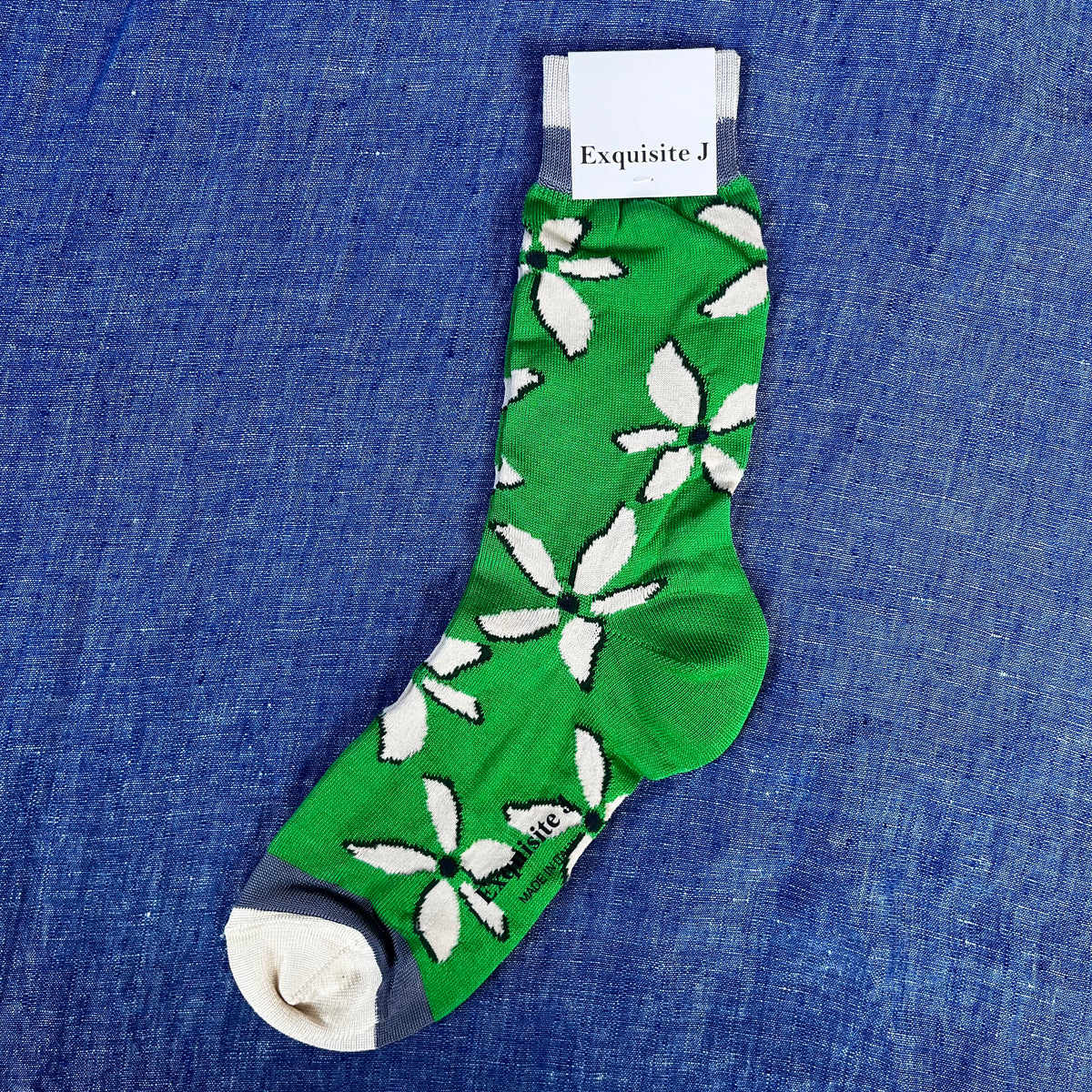 Exquisite J Green Floral Socks — The Cross
