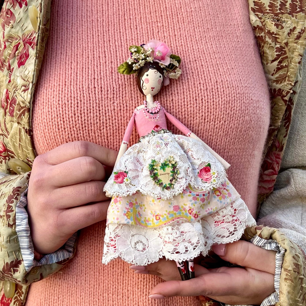 The Magpie and the Wardrobe Valentine Rosy Posy Doll — The Cross