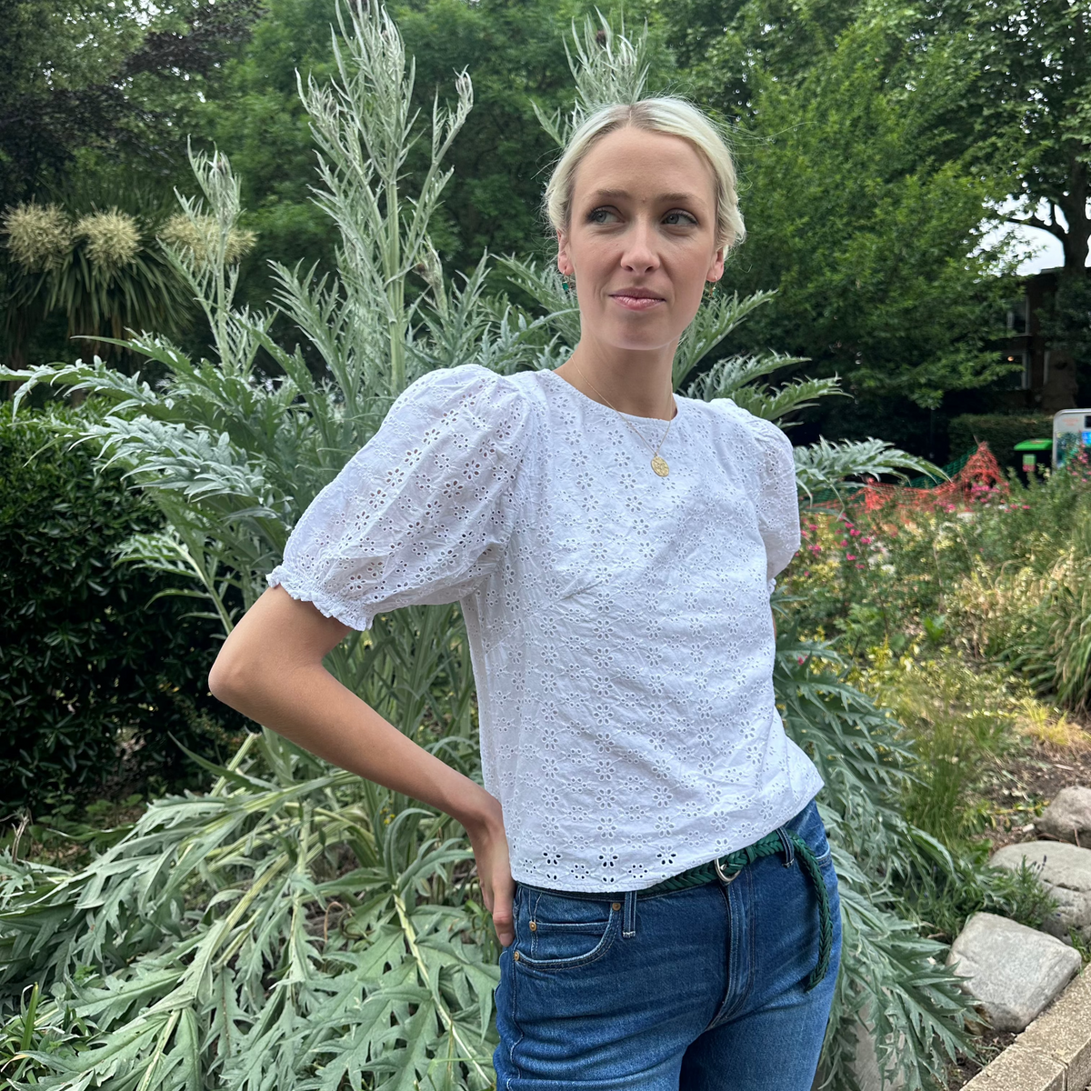 Velvet Dalyn White Broderie Top — The Cross